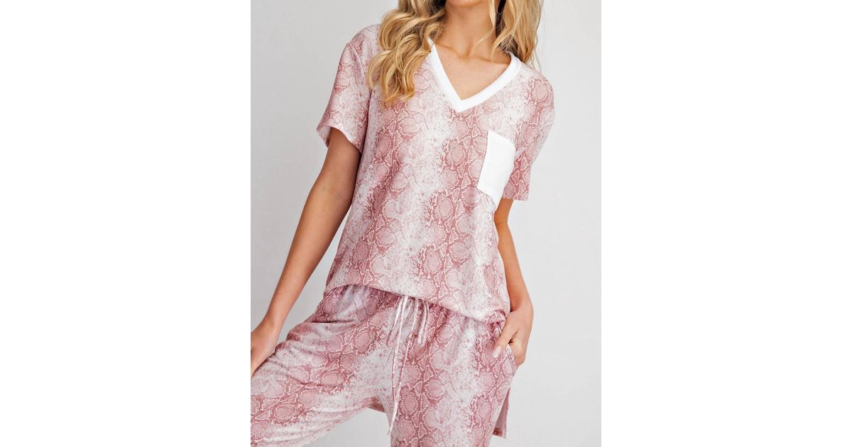 143 Story Snake Skin Pocket Top in Red | Lyst