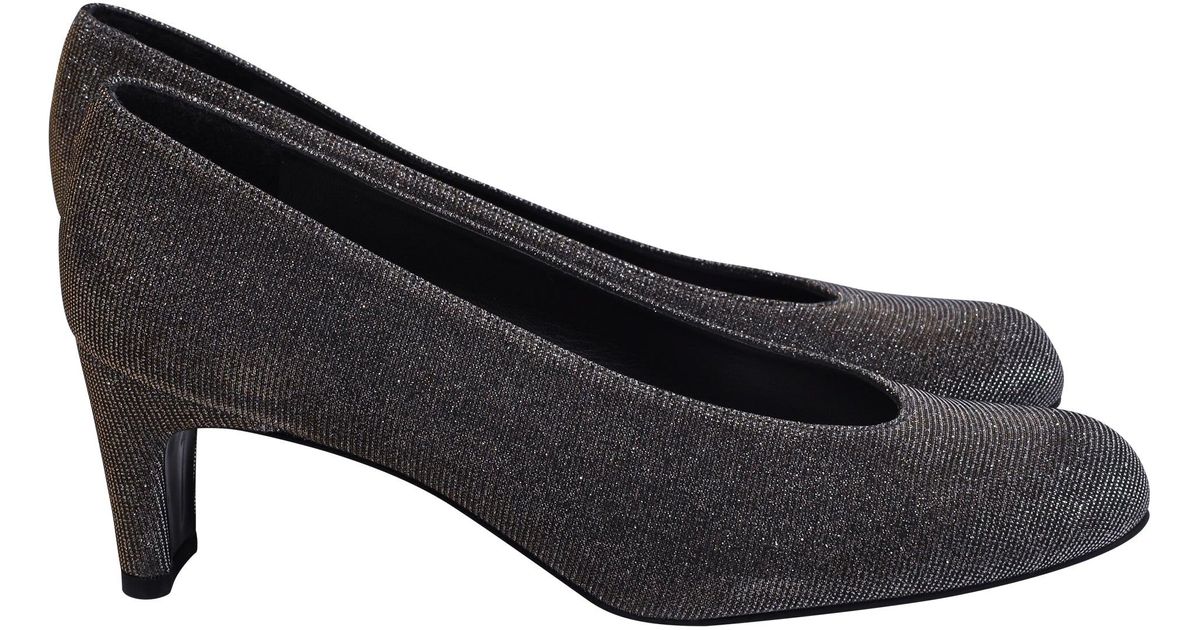 Stuart Weitzman Chic Pumps in Black | Lyst