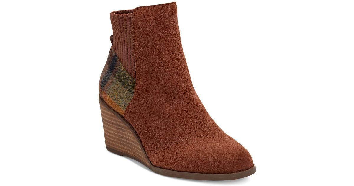 TOMS Sadie Suede Round Toe Ankle Boots in Brown | Lyst