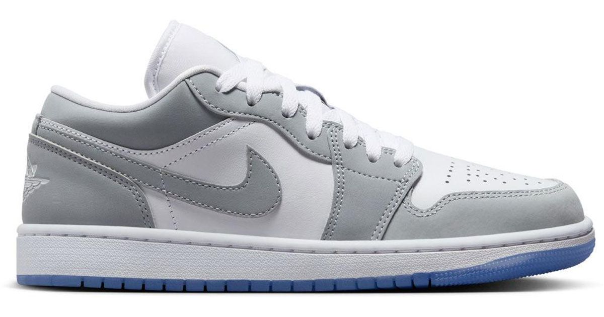 Nike Air 1 Low 'Wolf' Shoes in Gray | Lyst