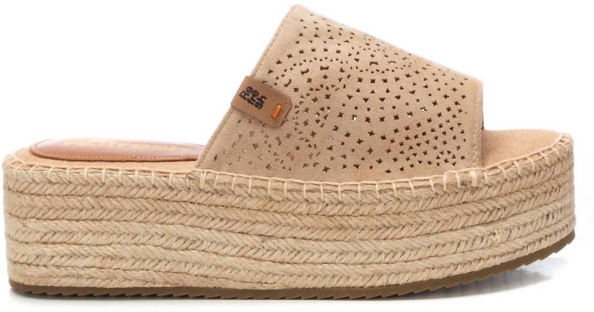 Xti Refresh Platform Wedge Sandals in Natural | Lyst