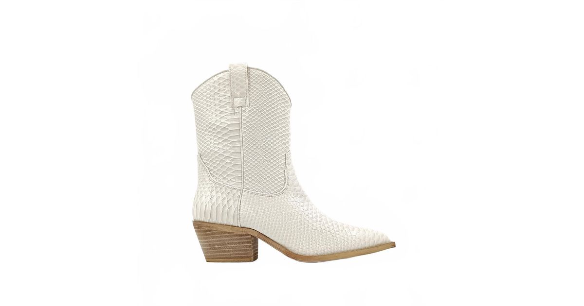Amazing White Snake Skin Boots Images