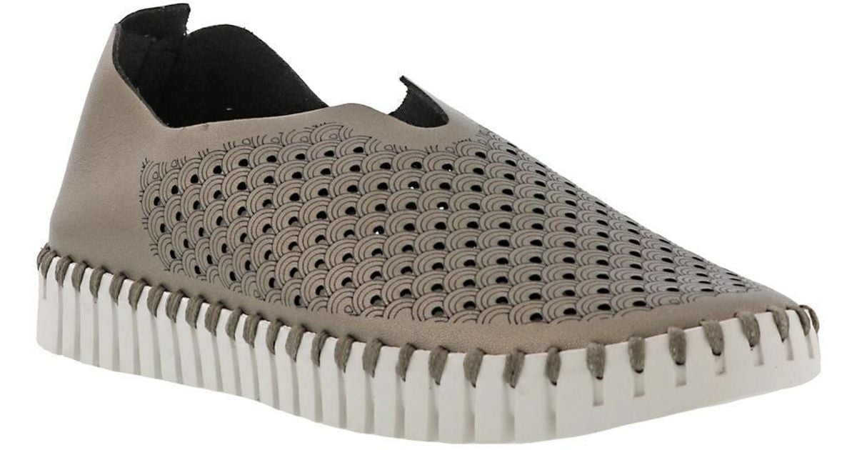 Ilse Jacobsen Tulip Perforated Slip-On Flats | Lyst