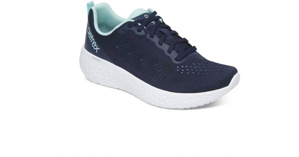 Aetrex Danika Sneakers in Blue | Lyst