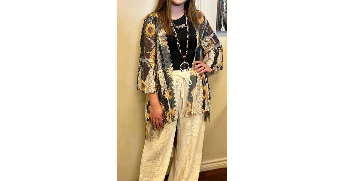 Origami Jewellery Blowing Sunflower Lace Duster in Metallic | Lyst