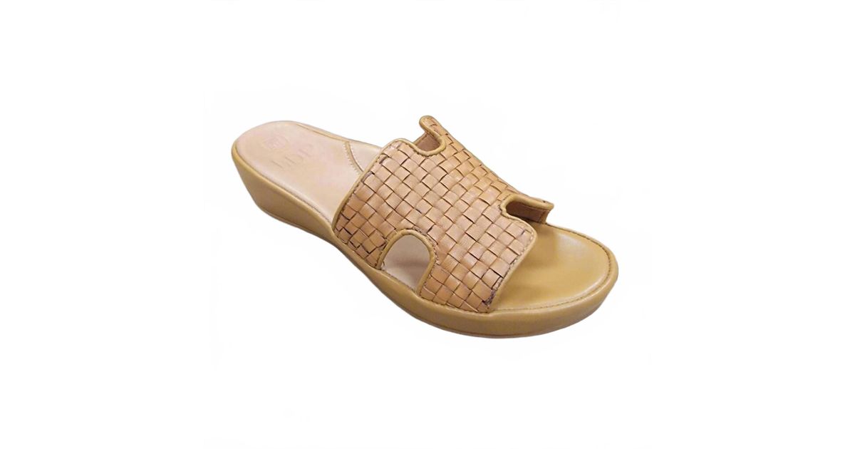 L'amour Des Pieds Cusaro Sandal in Natural | Lyst
