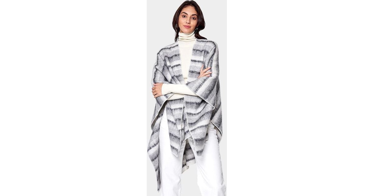 TRUEDAMES Cozy Striped Three Tone Ruana Poncho in Gray | Lyst