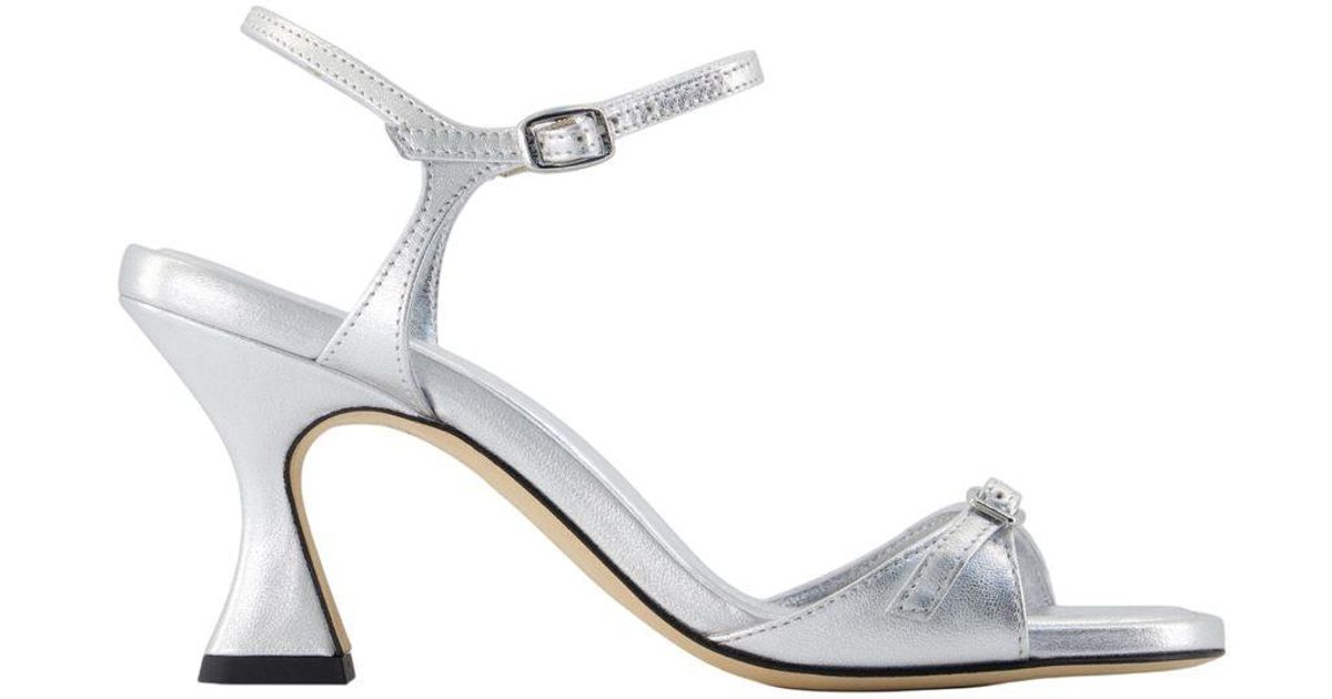 CAREL PARIS Celeste Pumps in White | Lyst