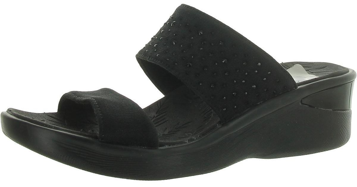 Bzees Sienna Rhinestone Cushioned Footbed Slide Sandals in Black | Lyst