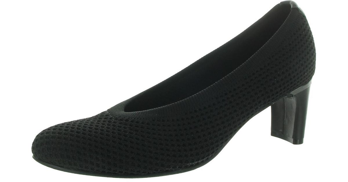 Vaneli Knit Pumps in Black | Lyst