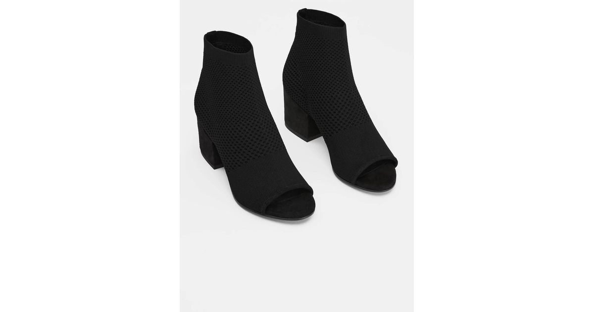 Eileen Fisher Croft Stretch Open Toe Block Heels in Black | Lyst