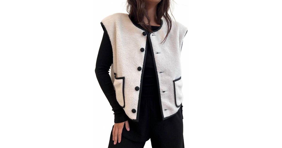 Et Clet The Chalet Sherpa Vest in Black | Lyst