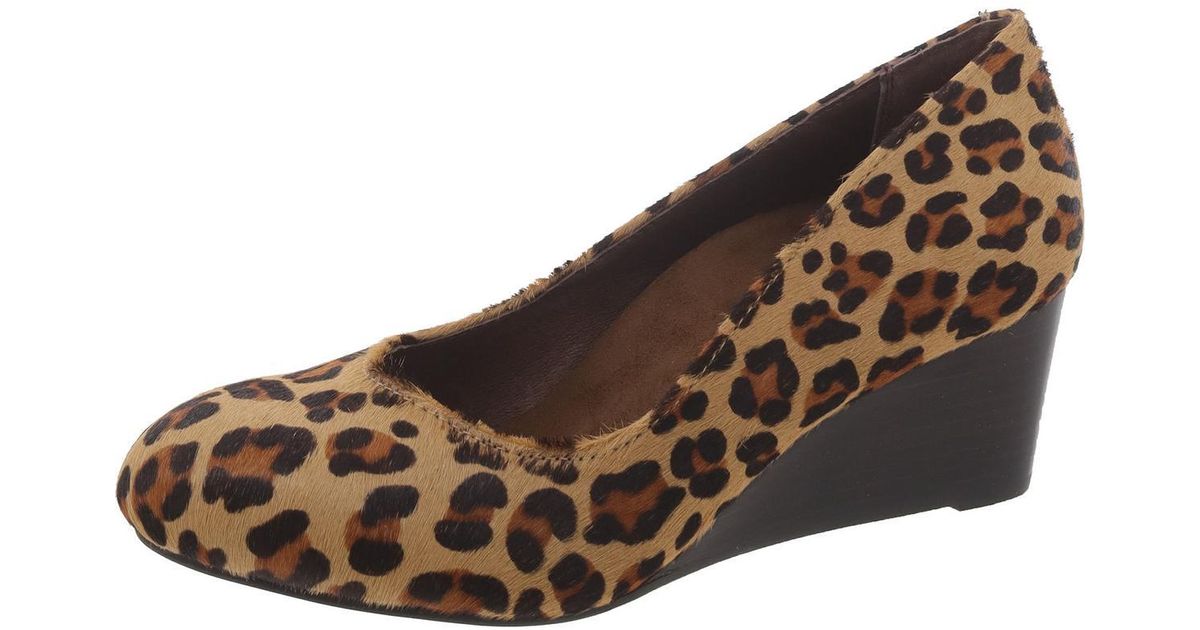 Vionic Antonia Calf Hair Leopard Print Wedge Heels in Brown | Lyst