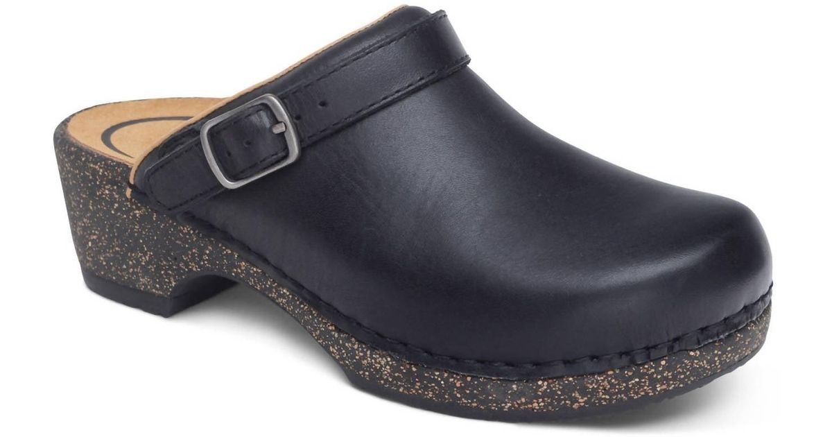 Aetrex Beckie Clogs in Blue | Lyst