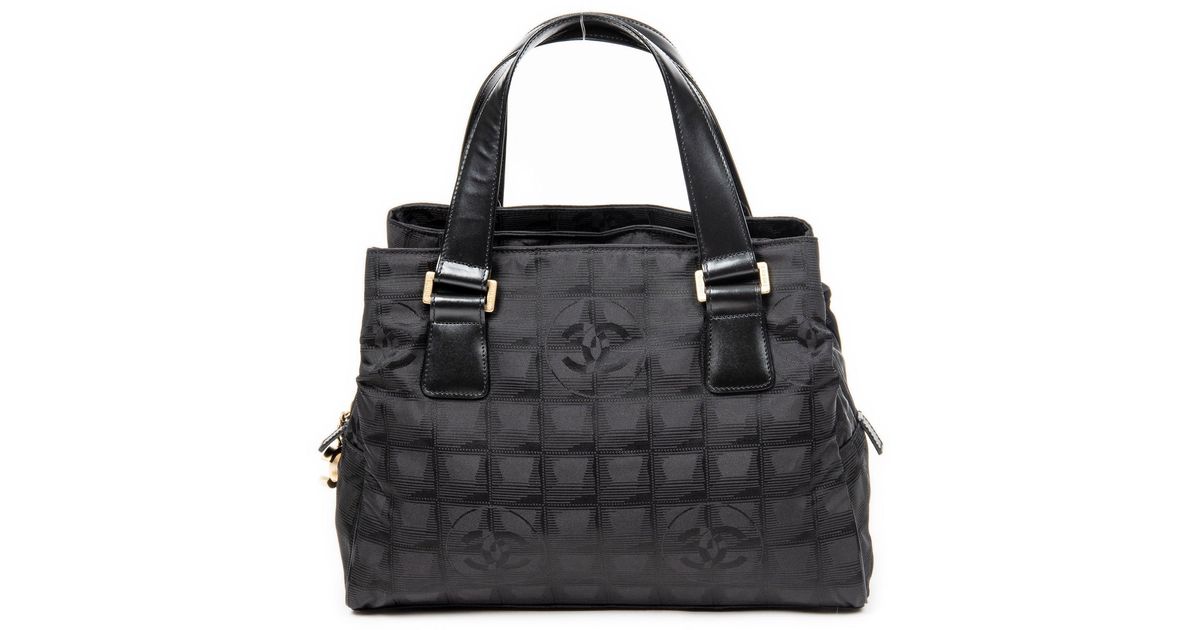 Chanel New Travel Line Zip Top Handle in Black | Lyst