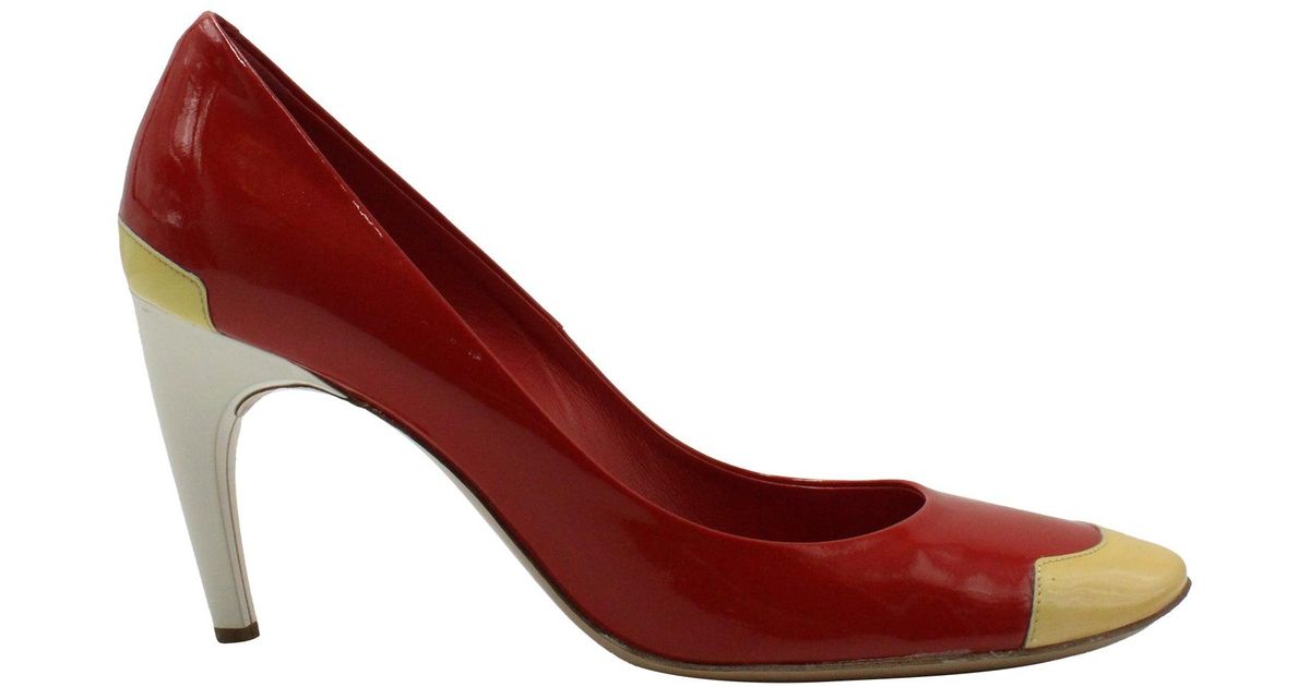 Roger Vivier Colorblock Pumps in Red | Lyst