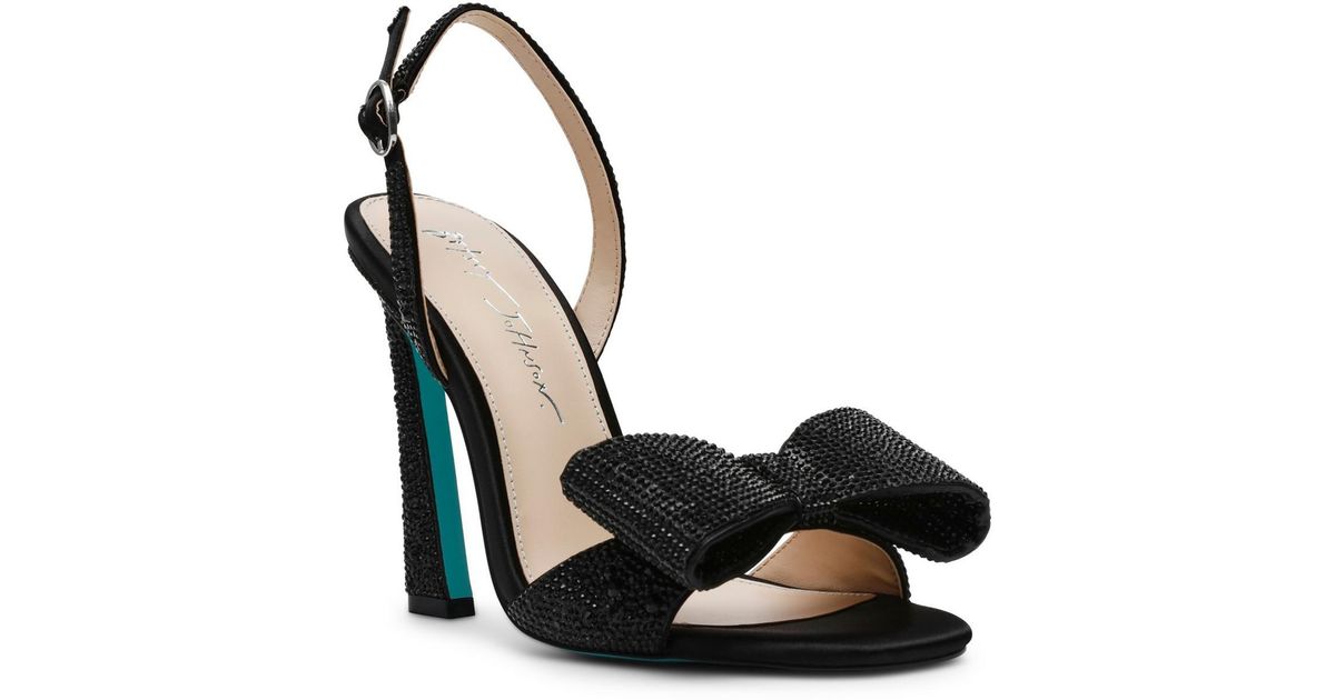 Betsey Johnson Joel Bow Made Pumps in Black | Lyst