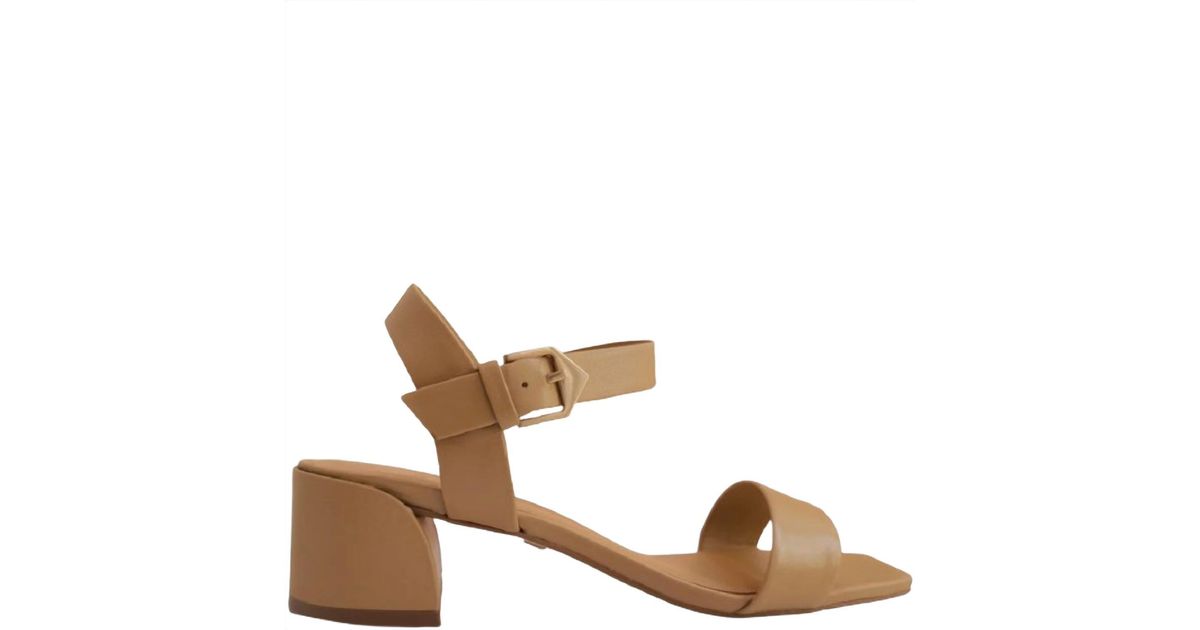Carrano Croissant Sandals in Brown | Lyst