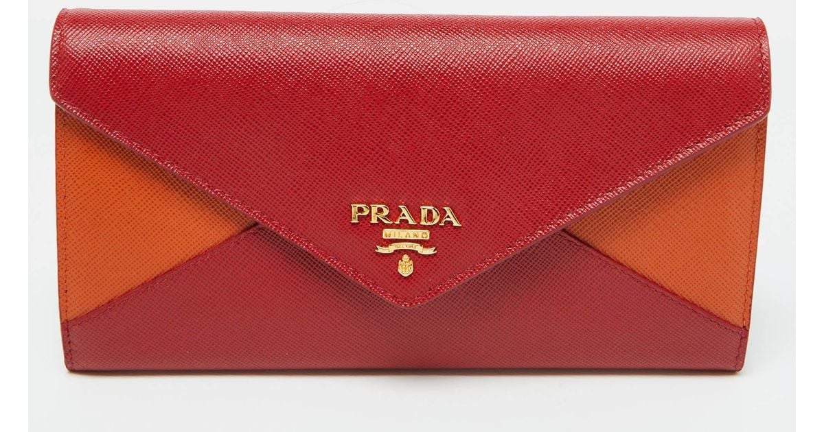 Prada Saffiano Leather Envelope Flap Continental Wallet in Red | Lyst
