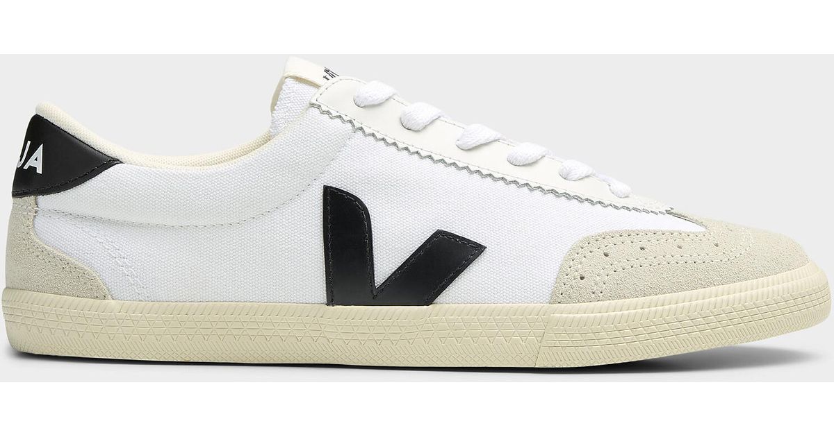 Veja Volley Retro Sneakers Women in Natural | Lyst
