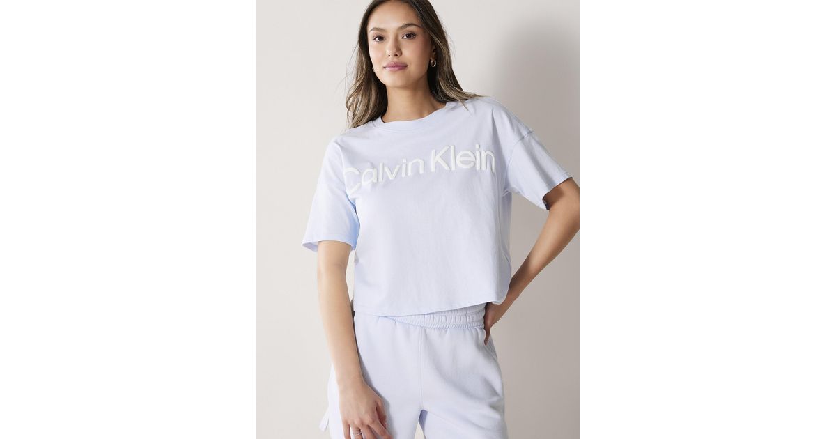 Calvin Klein Puffy Logo Cropped Lounge T in White | Lyst