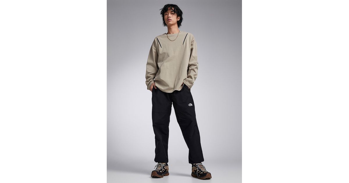 The North Face Easy Wind Pant Relaxed Fit in Gray for Men | Lyst