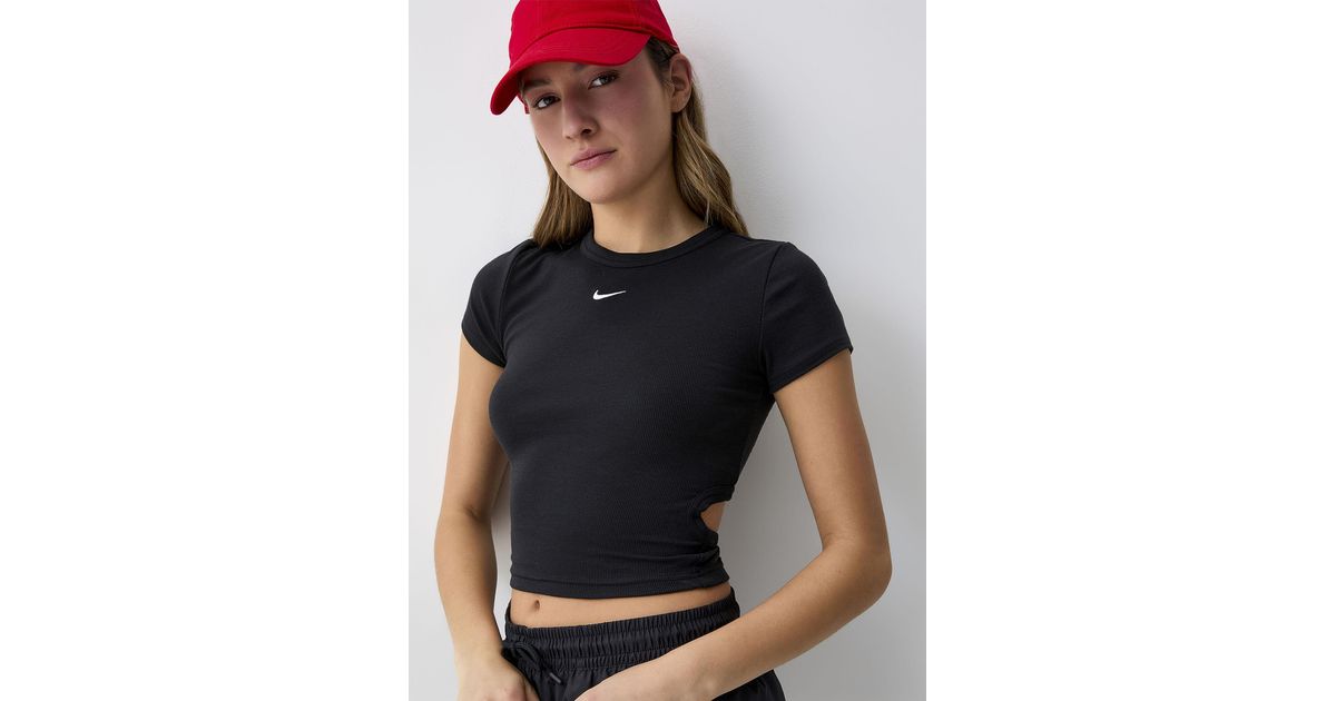 Nike Logo Open in Black | Lyst