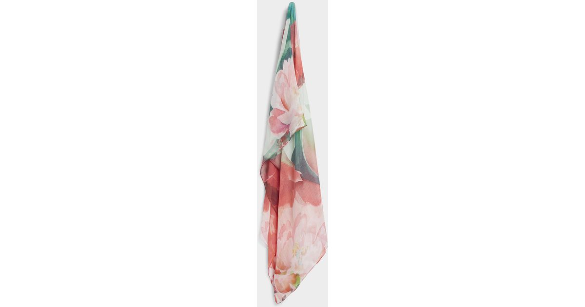 The Artists Label Red Tulips Lightweight Scarf in White | Lyst