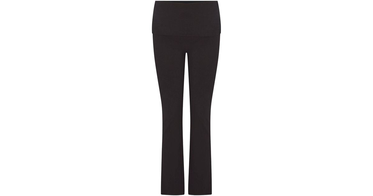 Skims Maternity Foldover Pant in Black | Lyst