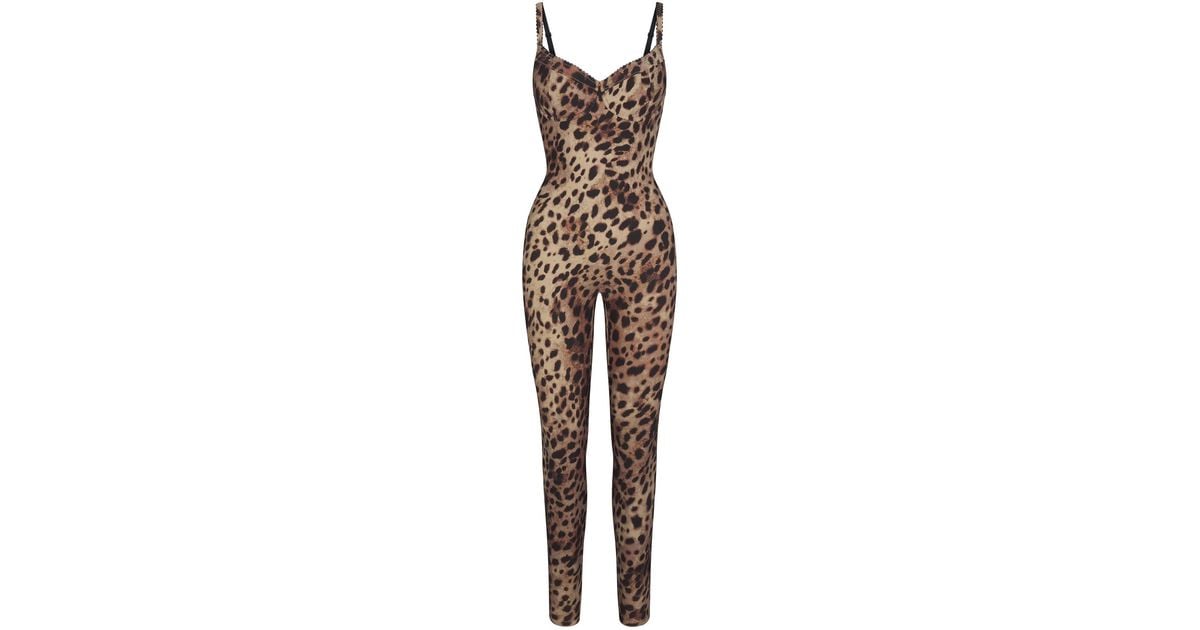 Skims Body Catsuit (Bodysuit) in Brown | Lyst