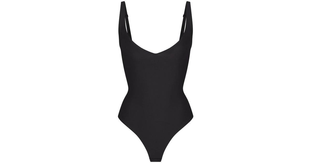 Skims Core Sculpt Plunge Thong Bodysuit in Black | Lyst