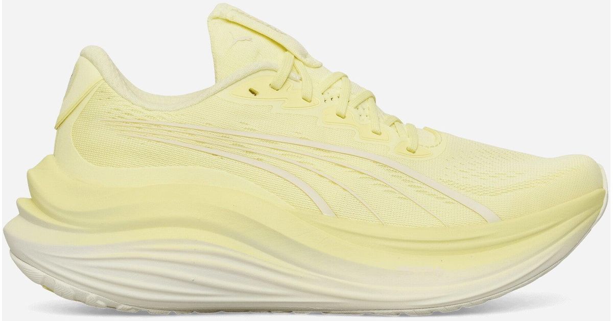 PUMA Women S Magmax Nitro Sneakers Gold Moon in Yellow | Lyst