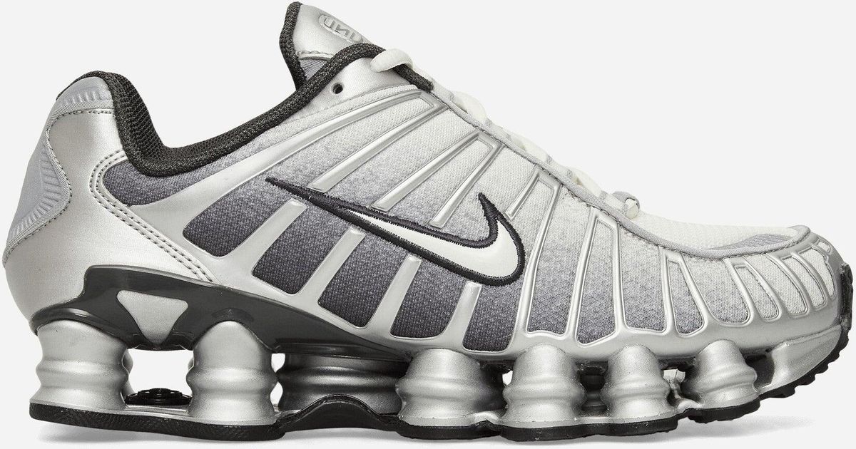Nike Shox Tl Sneakers Metallic Silver / Wolf Grey in White for Men | Lyst