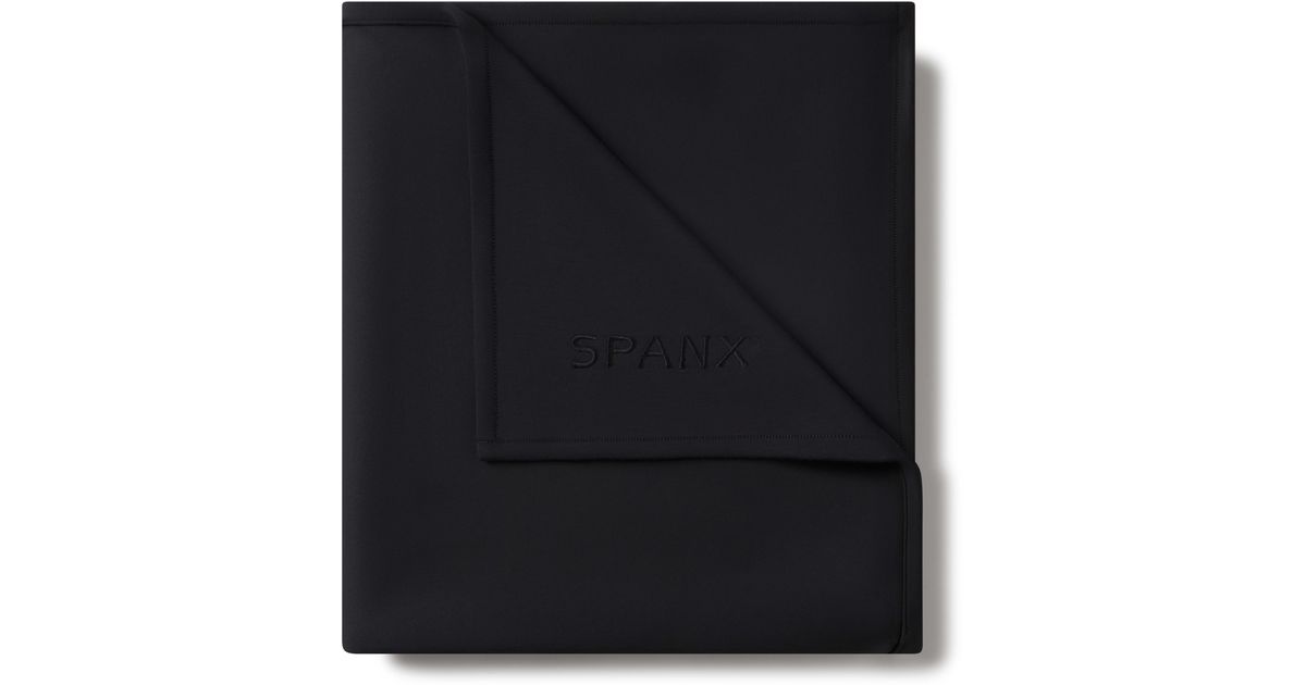 Spanx Airessentials Blanket in Black | Lyst