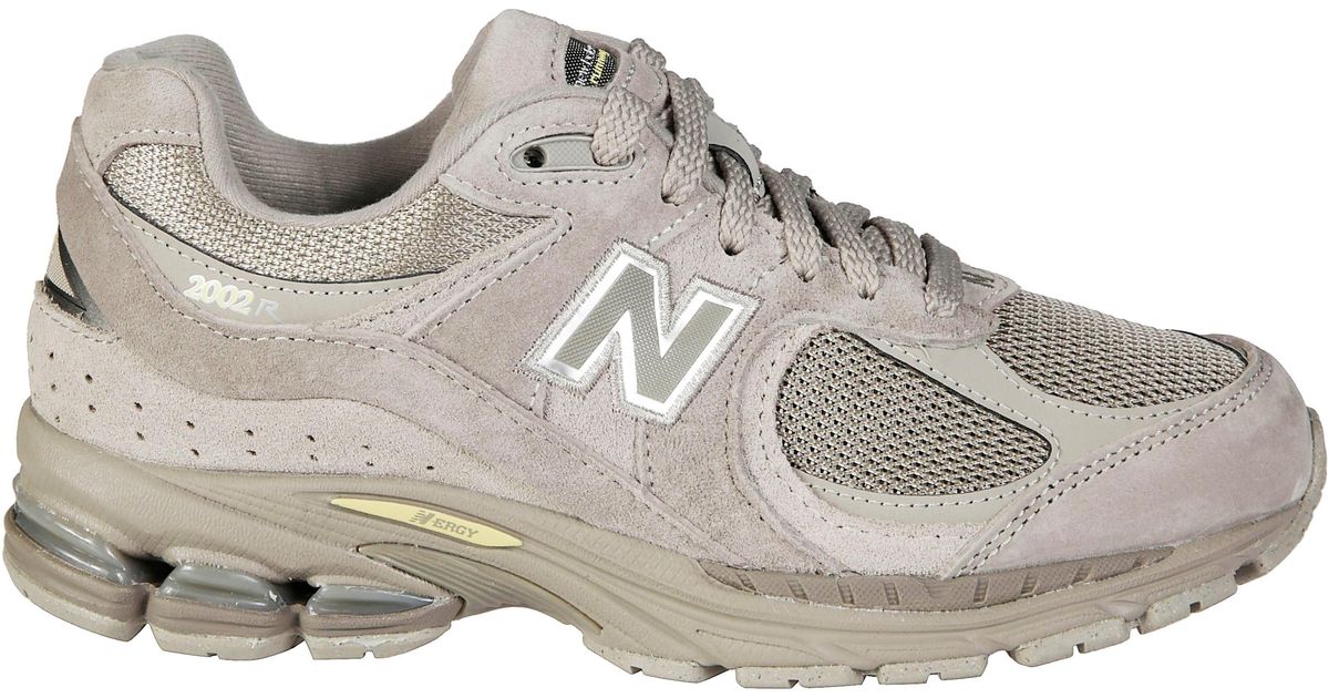 New Balance 2002R Logo-Appliqué Sneakers in Gray | Lyst