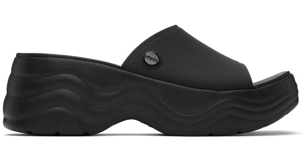 Crocs™ Skyline Croslitetm Slides in Black | Lyst