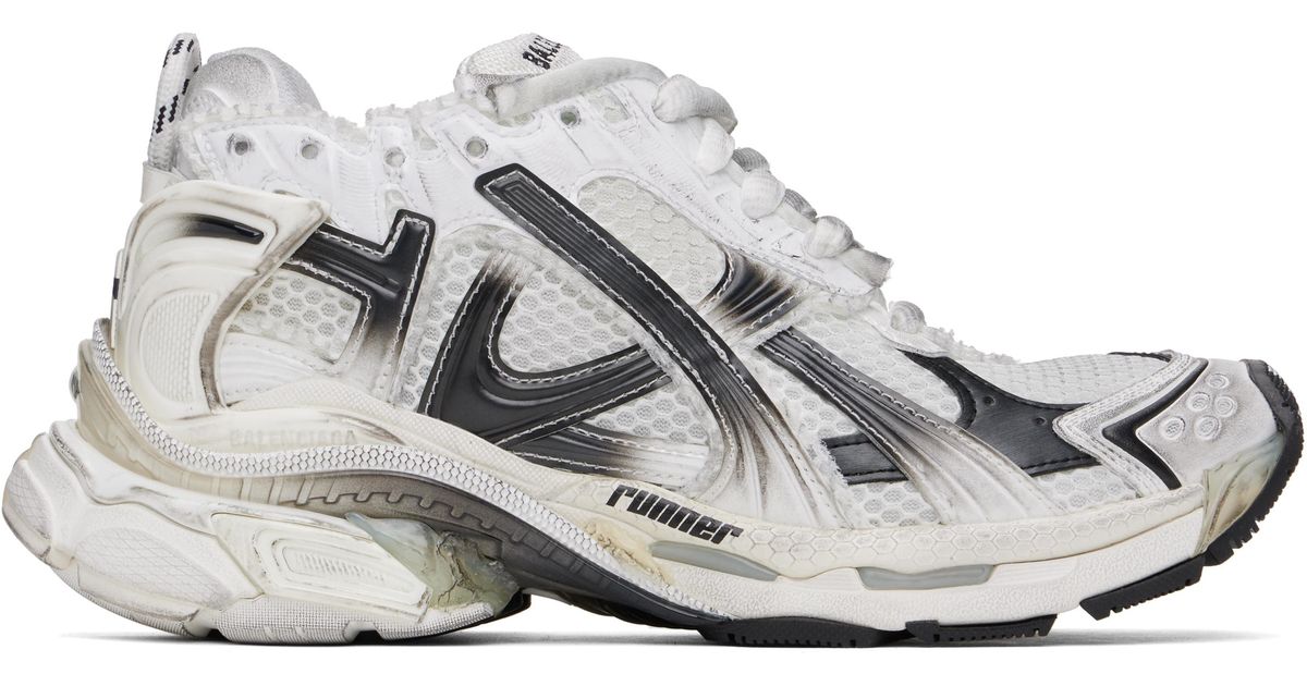 Balenciaga Runner Gradient Sneakers in Black | Lyst