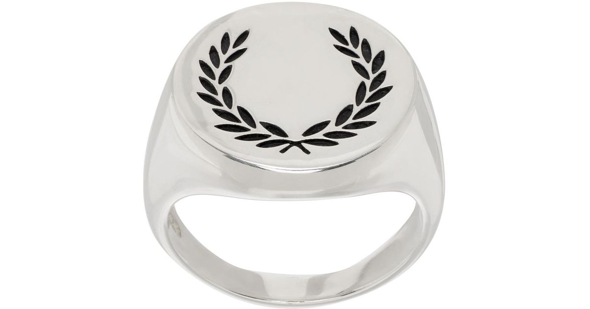 Fred Perry Silver Laurel Wreath Ring in Metallic for Men | Lyst UK