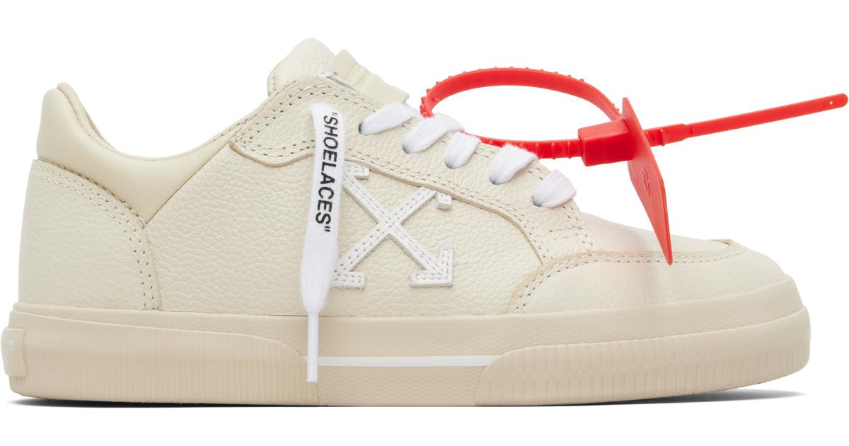 Off-White c/o Virgil Abloh Vulcanized Low Sneakers in Black for Men ...