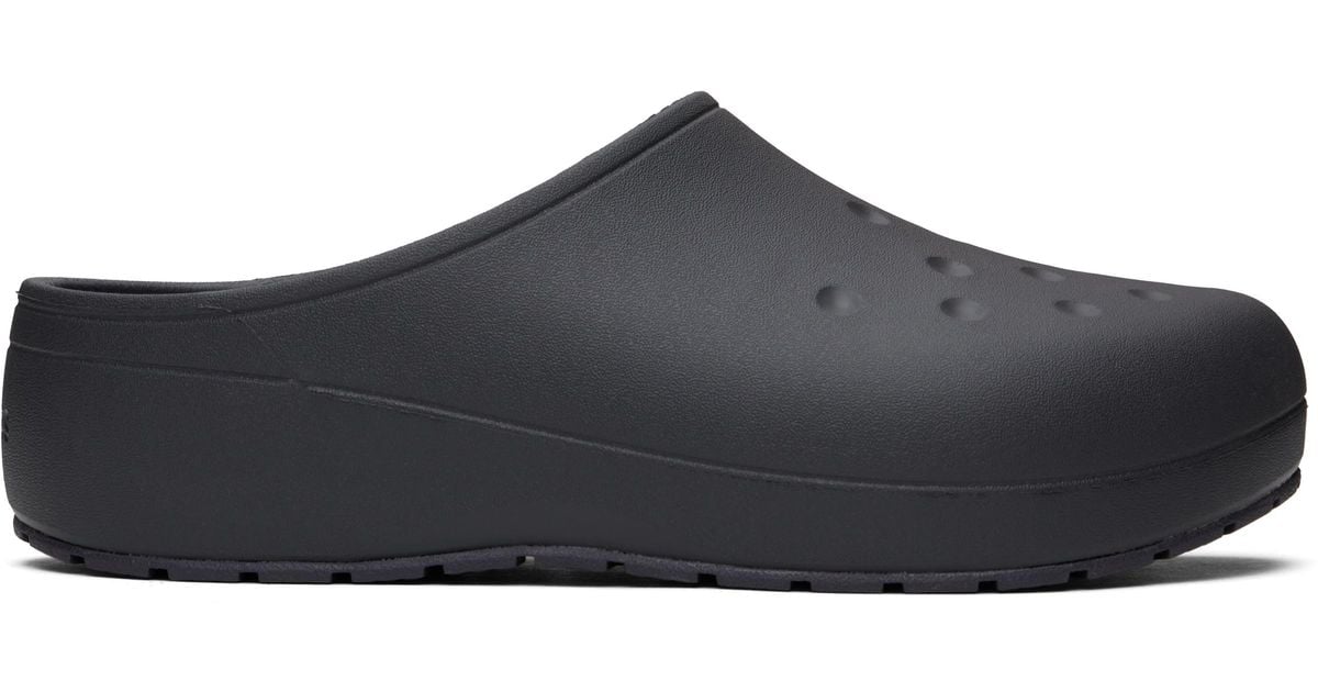Crocs™ Classic Quiet Clogs in Black for Men | Lyst