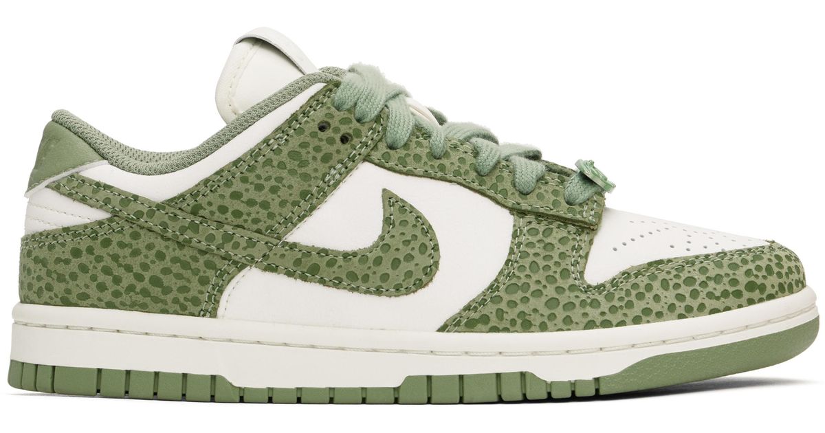 Nike Dunk Low Premium Sneakers in Green | Lyst