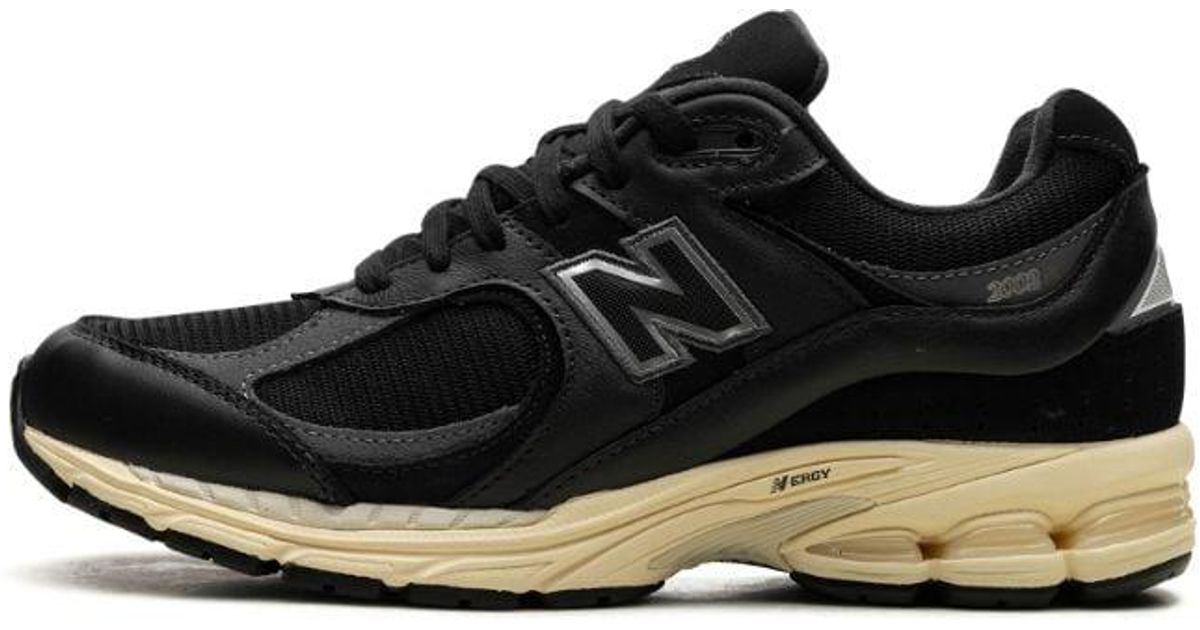 New Balance M2002R "Vintage" in Black for Men | Lyst UK