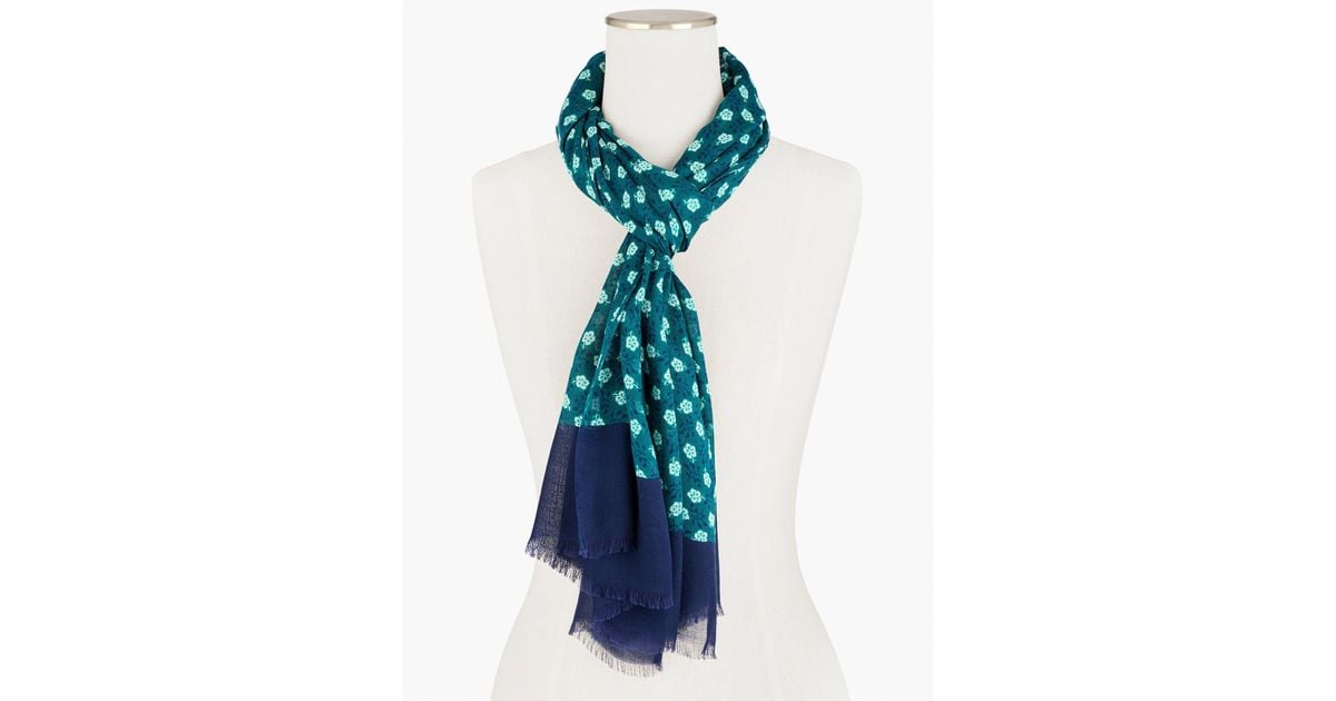 Talbots Dazzling Ditsy Oblong Scarf in Blue | Lyst UK