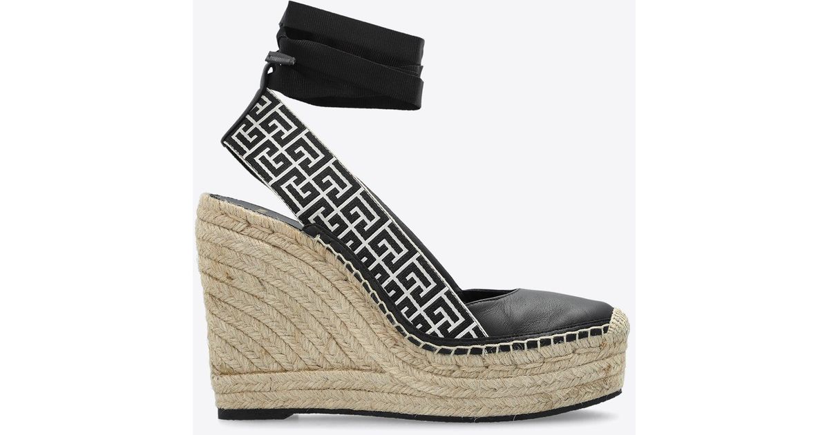 Balmain Alex 75 Monogram Sandals in White | Lyst