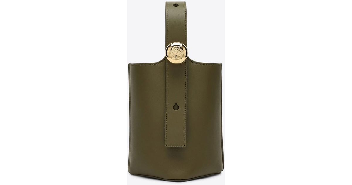 Loewe Mini Pebble Leather Bucket Bag in Green | Lyst