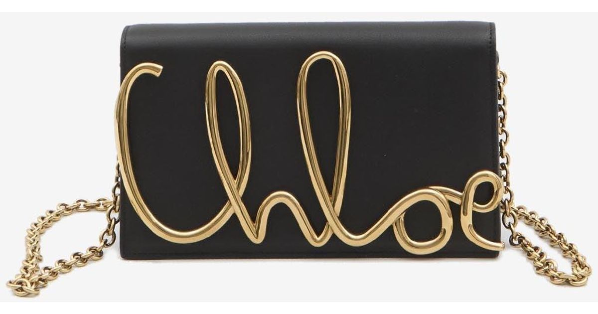 Chloé Iconic Logo Leather Shoulder Bag in White | Lyst