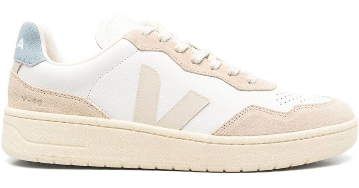 Veja Low Top in White | Lyst