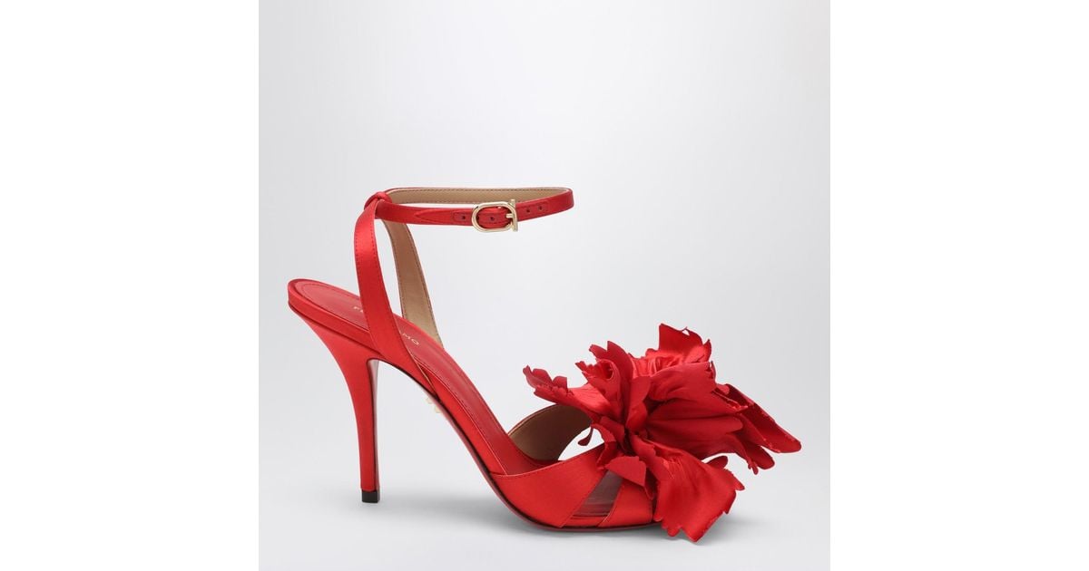 Ferragamo Satin Sandals With Flower in Red | Lyst UK