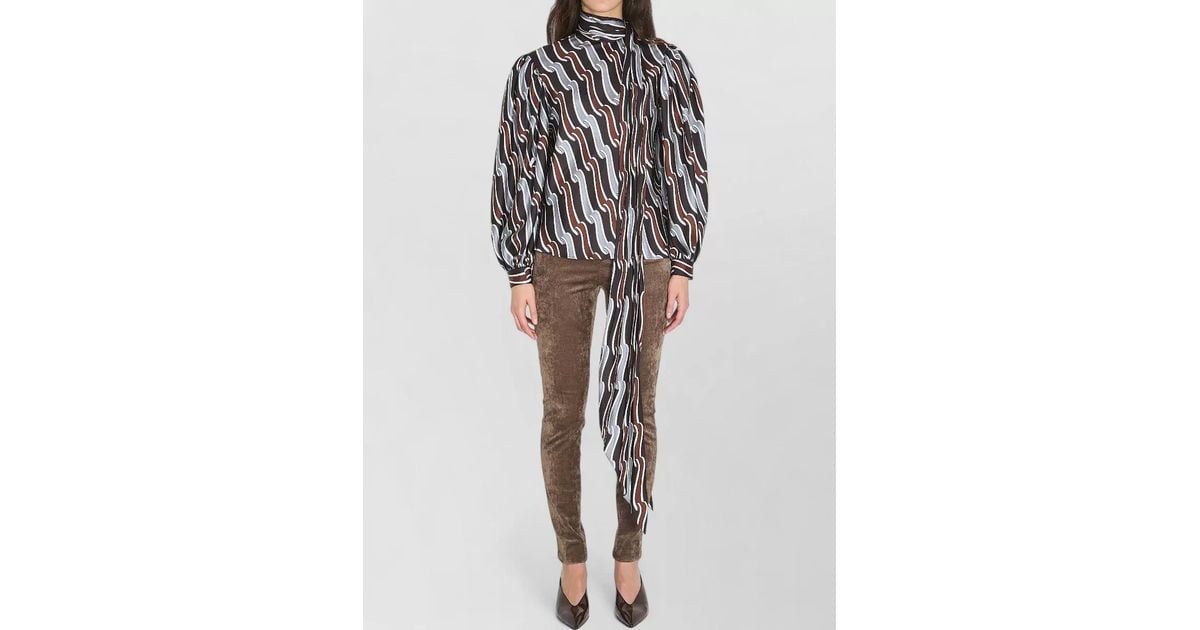 Gucci Silk Twill Shirt Ribbon Print Scarf | Lyst