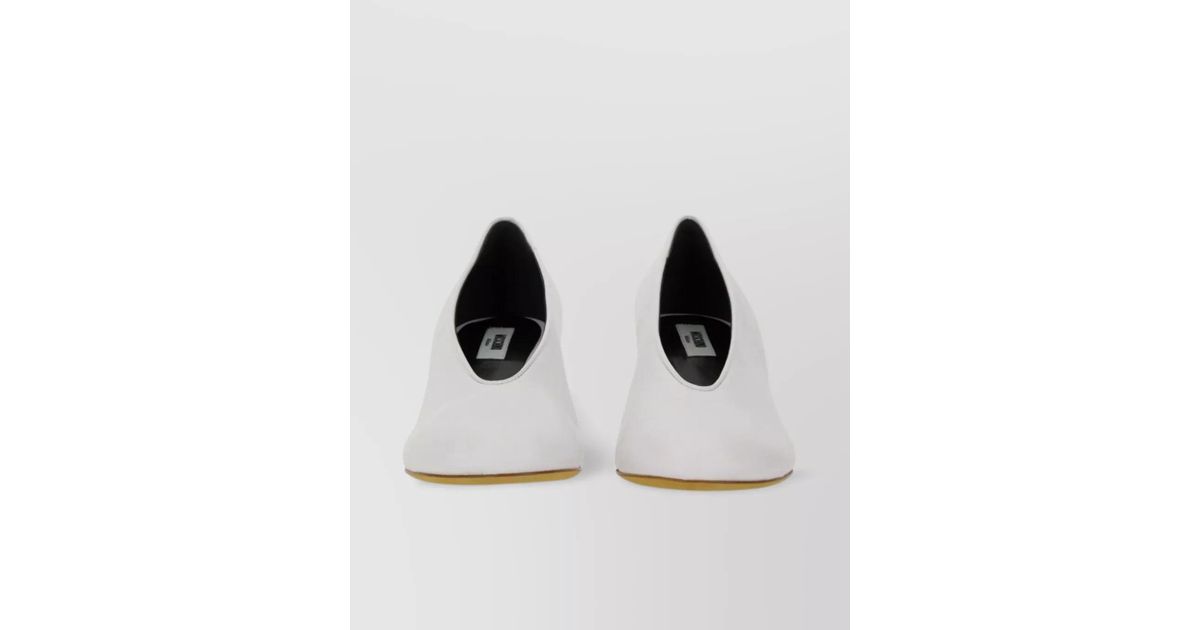 Moschino "Duck" Almond Toe Curved Heel Pumps | Lyst